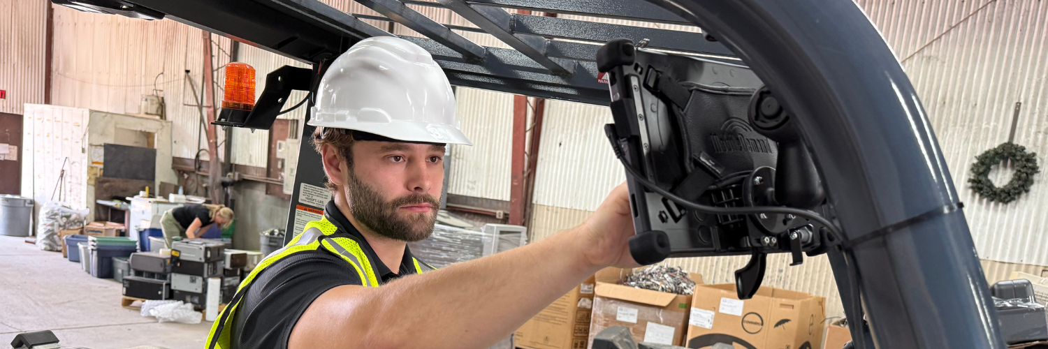 All-In-One Forklift Tablet Mount System | MobileDemand
