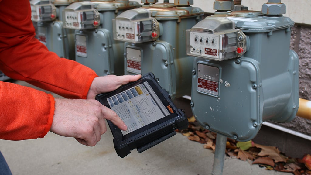 xTablet T8650 Rugged Industrial Tablet | MobileDemand
